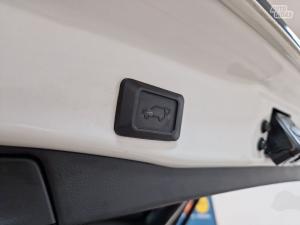 White Toyota RAV4 2021 in Vilnius, with an engine capacity of 2.50 L and mileage of 131 thousand km for 29000 €, photo 20 on AUTOMOTO.COM.LV