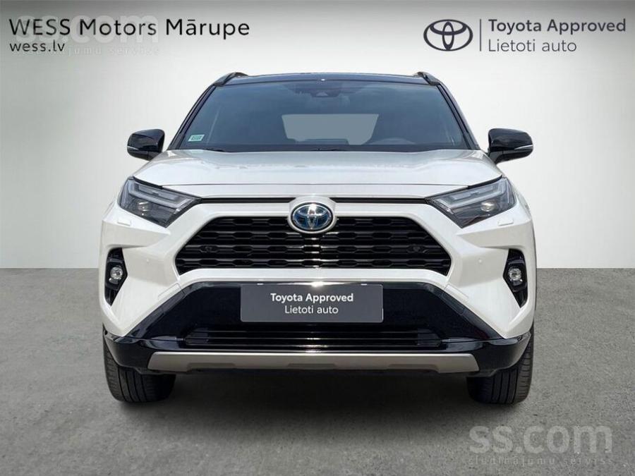Balts Toyota RAV4 2022 Rīga, ar dzinēja tilpumu 2.50 L un nobraukumu 58 tūkst. km par 34990 €, foto 5 vietnē AUTOMOTO.COM.LV