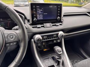 Balts Toyota RAV4 2022 Rīga, ar dzinēja tilpumu 2.00 L un nobraukumu 30 tūkst. km par 28500 €, foto 16 vietnē AUTOMOTO.COM.LV
