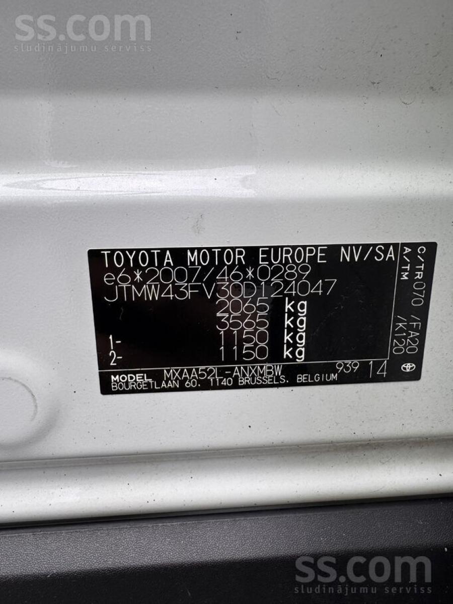 Balts Toyota RAV4 2022 Rīga, ar dzinēja tilpumu 2.00 L un nobraukumu 30 tūkst. km par 28500 €, foto 20 vietnē AUTOMOTO.COM.LV