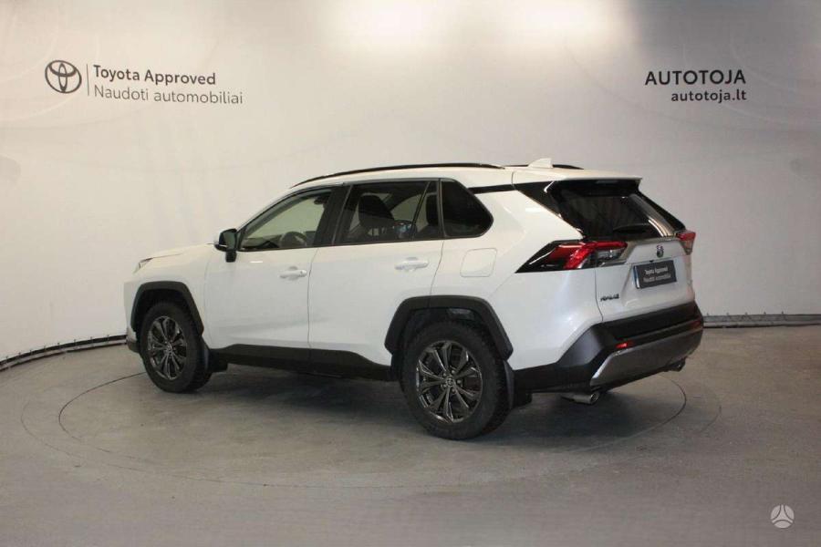 White Toyota RAV4 2022 in Kaunas, with an engine capacity of 2.49 L and mileage of 79 thousand km for 32900 €, photo 17 on AUTOMOTO.COM.LV