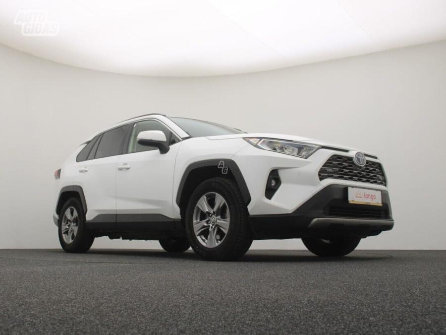 Balts Toyota RAV4 2022 Viļņa, ar dzinēja tilpumu 2.50 L un nobraukumu 207 tūkst. km par 24199 €, foto 11 vietnē AUTOMOTO.COM.LV