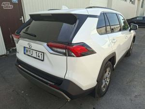 Balts Toyota RAV4 2022 Kauņa, ar dzinēja tilpumu 2.00 L un nobraukumu 57 tūkst. km par 25600 €, foto 4 vietnē AUTOMOTO.COM.LV