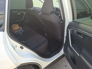 Balts Toyota RAV4 2022 Kauņa, ar dzinēja tilpumu 2.00 L un nobraukumu 57 tūkst. km par 25600 €, foto 7 vietnē AUTOMOTO.COM.LV
