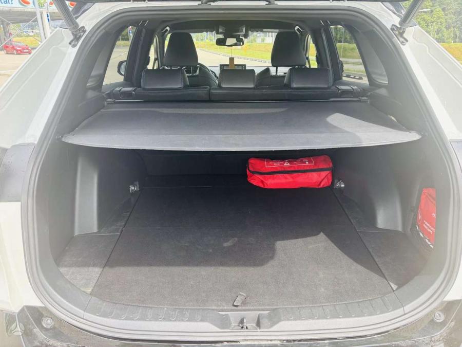 Balts Toyota RAV4 2022 Viļņa, ar dzinēja tilpumu 2.49 L un nobraukumu 105 tūkst. km par 31650 €, foto 11 vietnē AUTOMOTO.COM.LV