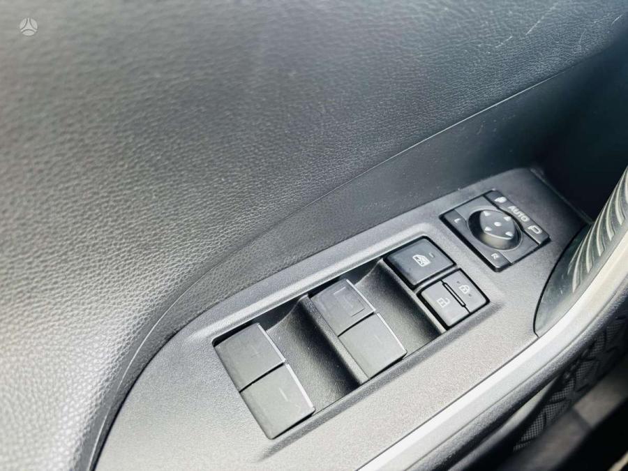 Balts Toyota RAV4 2022 Viļņa, ar dzinēja tilpumu 2.49 L un nobraukumu 105 tūkst. km par 31650 €, foto 15 vietnē AUTOMOTO.COM.LV