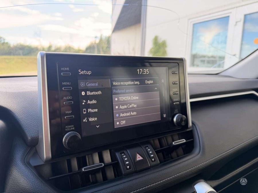 Белый Тойота РАВ 4 2022 в Вильнюс, объемом двигателя 2.49 л и пробегом 136 тыс. км за 26500 €, фото 26 на AUTOMOTO.COM.LV