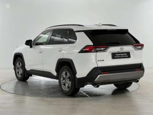 White Toyota RAV4 2022 in Vilnius, with an engine capacity of 1.99 L and mileage of 87 thousand km for 23900 €, photo 18 on AUTOMOTO.COM.LV