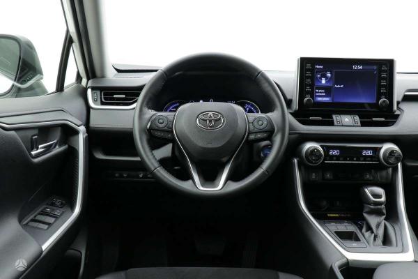 Balts Toyota RAV4 2022 Viļņa, ar dzinēja tilpumu 2.49 L un nobraukumu 94 tūkst. km par 31900 €, foto 9 vietnē AUTOMOTO.COM.LV