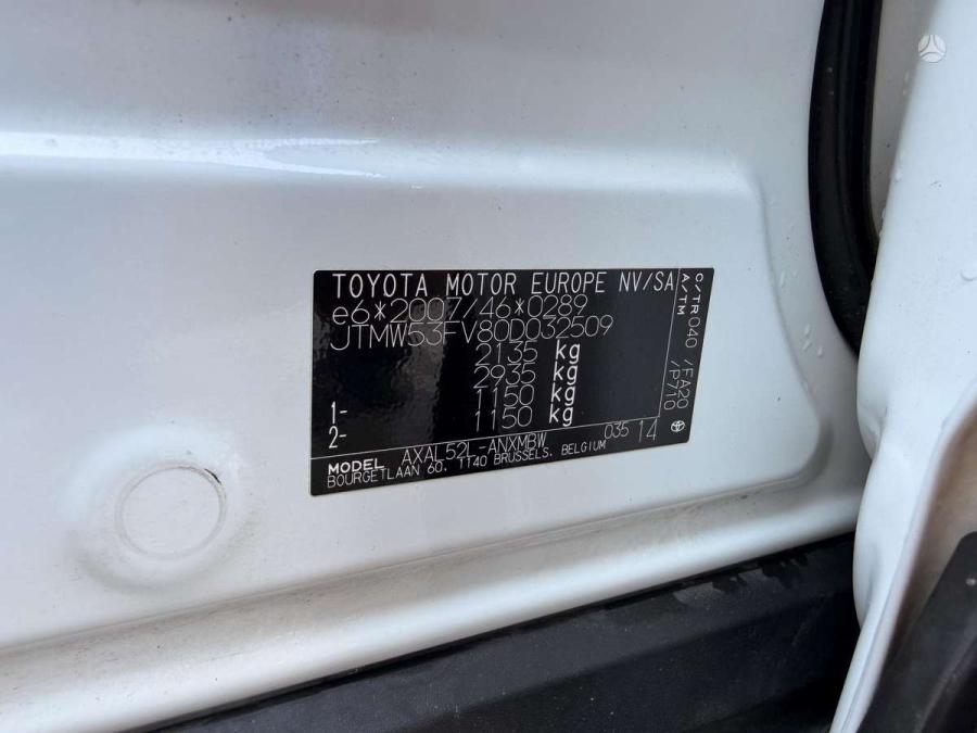 White Toyota RAV4 2022 in Vilnius, with an engine capacity of 2.49 L and mileage of 136 thousand km for 27500 €, photo 19 on AUTOMOTO.COM.LV