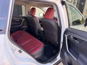 White Toyota RAV4 2022 in Vilnius, with an engine capacity of 2.49 L and mileage of 136 thousand km for 27500 €, photo 24 on AUTOMOTO.COM.LV