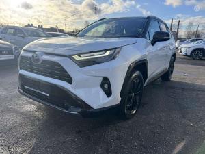 Balts Toyota RAV4 2023 Panevēža, ar dzinēja tilpumu 2.50 L un nobraukumu 63 tūkst. km par 31500 €, foto 2 vietnē AUTOMOTO.COM.LV
