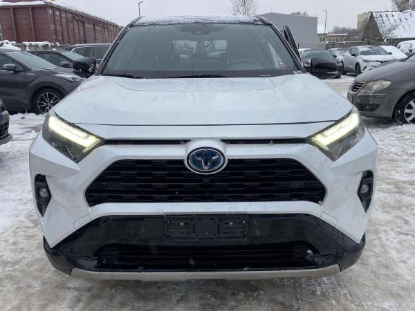 Balts Toyota RAV4 2023 Viļņa, ar dzinēja tilpumu 2.49 L un nobraukumu 196 tūkst. km par 23900 €, foto 5 vietnē AUTOMOTO.COM.LV