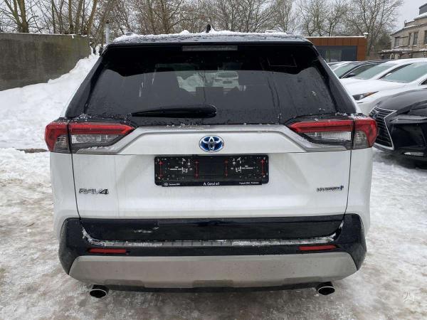 Balts Toyota RAV4 2023 Viļņa, ar dzinēja tilpumu 2.49 L un nobraukumu 196 tūkst. km par 23900 €, foto 8 vietnē AUTOMOTO.COM.LV