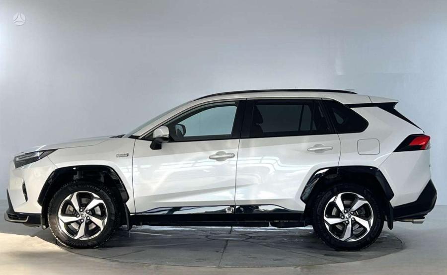 Balts Toyota RAV4 2023 Viļņa, ar dzinēja tilpumu 2.50 L un nobraukumu 43 tūkst. km par 42900 €, foto 2 vietnē AUTOMOTO.COM.LV
