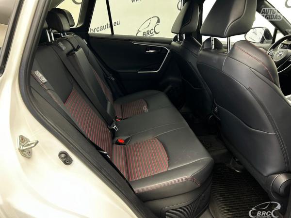 Balts Toyota RAV4 2023 Avižieniai, ar dzinēja tilpumu 2.50 L un nobraukumu 50 tūkst. km par 32000 €, foto 10 vietnē AUTOMOTO.COM.LV