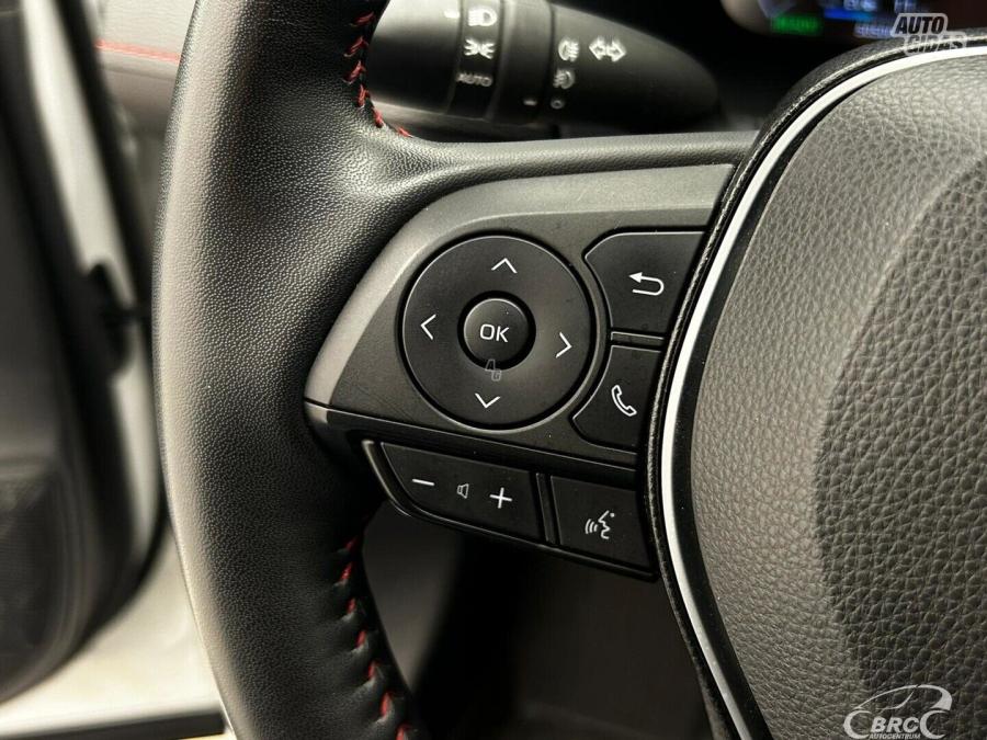 Белый Тойота РАВ 4 2023 в Авиженяй, объемом двигателя 2.50 л и пробегом 50 тыс. км за 32000 €, фото 14 на AUTOMOTO.COM.LV
