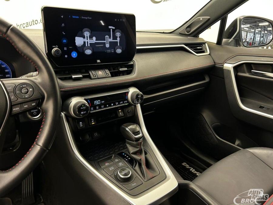 Белый Тойота РАВ 4 2023 в Авиженяй, объемом двигателя 2.50 л и пробегом 50 тыс. км за 32000 €, фото 18 на AUTOMOTO.COM.LV