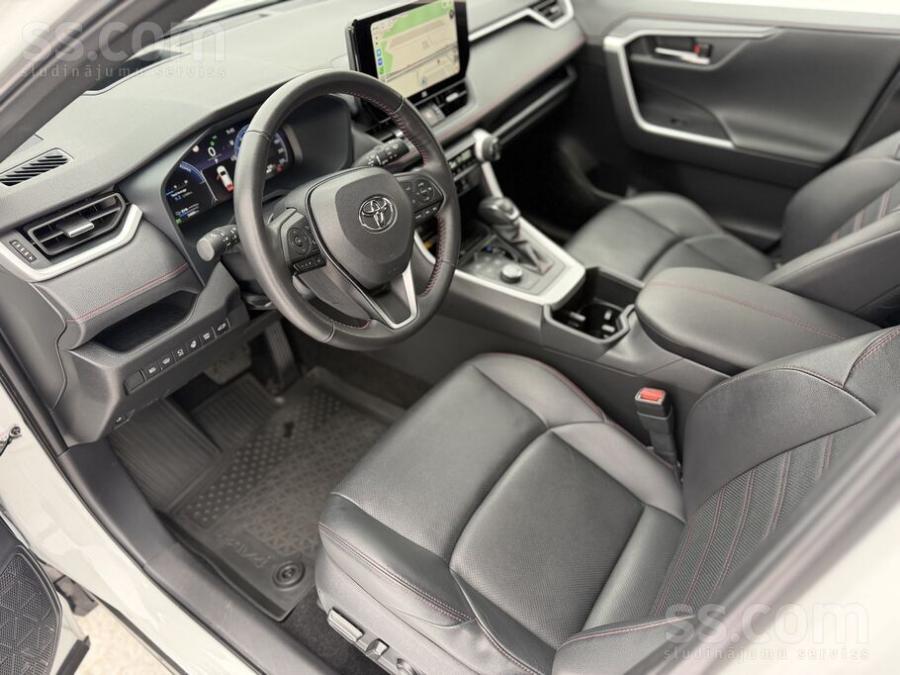 Balts Toyota RAV4 2023 Rīga, ar dzinēja tilpumu 2.50 L un nobraukumu 36 tūkst. km par 45500 €, foto 7 vietnē AUTOMOTO.COM.LV