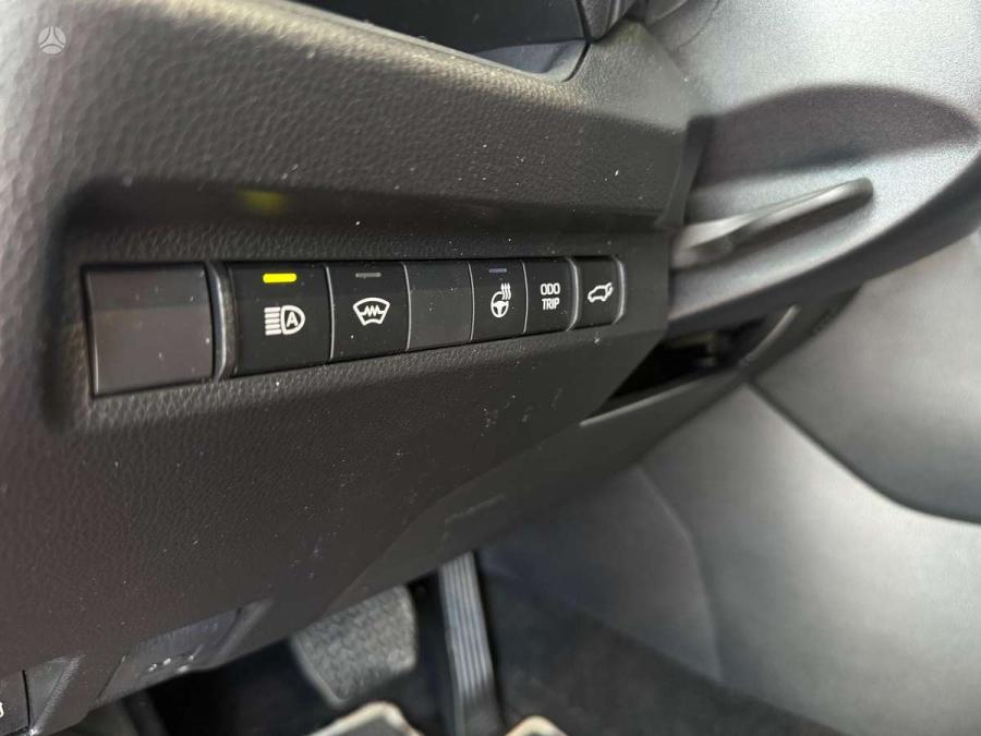 Balts Toyota RAV4 2023 Šauļi, ar dzinēja tilpumu 2.49 L un nobraukumu 50 tūkst. km par 34900 €, foto 14 vietnē AUTOMOTO.COM.LV