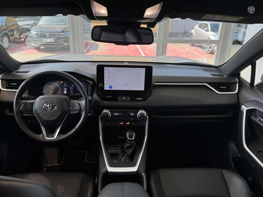 Balts Toyota RAV4 2023 Šauļi, ar dzinēja tilpumu 2.49 L un nobraukumu 50 tūkst. km par 34900 €, foto 15 vietnē AUTOMOTO.COM.LV