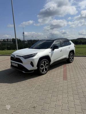 Balts Toyota RAV4 2023 Viļņa, ar dzinēja tilpumu 2.49 L un nobraukumu 170 tūkst. km par 34999 €, foto  vietnē AUTOMOTO.COM.LV