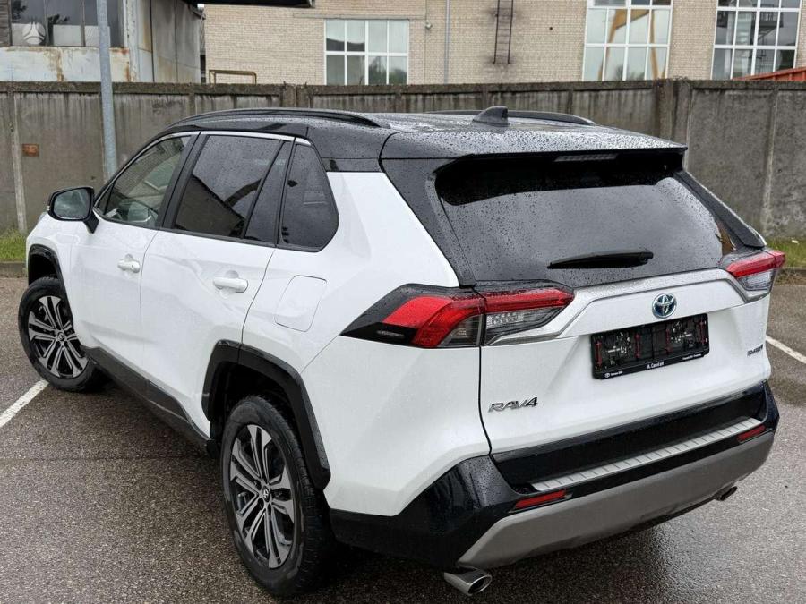 Balts Toyota RAV4 2023 Viļņa, ar dzinēja tilpumu 2.49 L un nobraukumu 196 tūkst. km par 26900 €, foto 13 vietnē AUTOMOTO.COM.LV