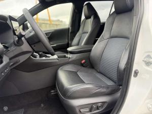 Balts Toyota RAV4 2023 Viļņa, ar dzinēja tilpumu 2.49 L un nobraukumu 196 tūkst. km par 26900 €, foto 21 vietnē AUTOMOTO.COM.LV