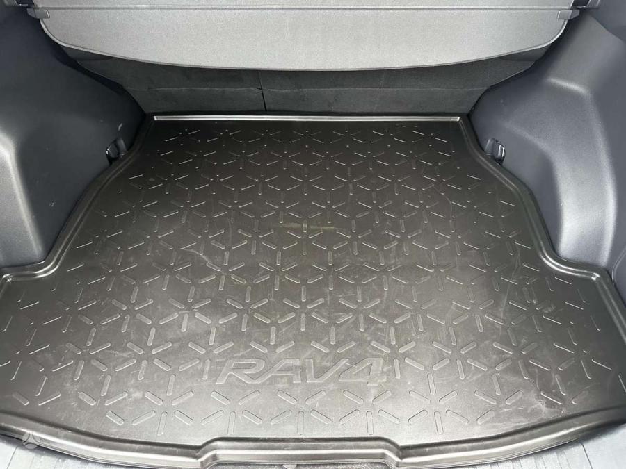 Balts Toyota RAV4 2023 Viļņa, ar dzinēja tilpumu 2.50 L un nobraukumu 151 tūkst. km par 29950 €, foto 25 vietnē AUTOMOTO.COM.LV