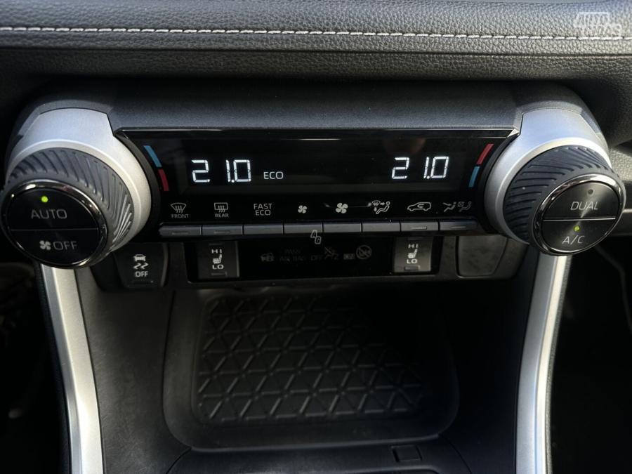 Белый Тойота РАВ 4 2023 в Авиженяй, объемом двигателя 2.50 л и пробегом 151 тыс. км за 29950 €, фото 19 на AUTOMOTO.COM.LV