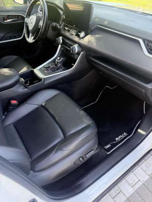 Balts Toyota RAV4 2023 Viļņa, ar dzinēja tilpumu 2.49 L un nobraukumu 171 tūkst. km par 33100 €, foto 9 vietnē AUTOMOTO.COM.LV