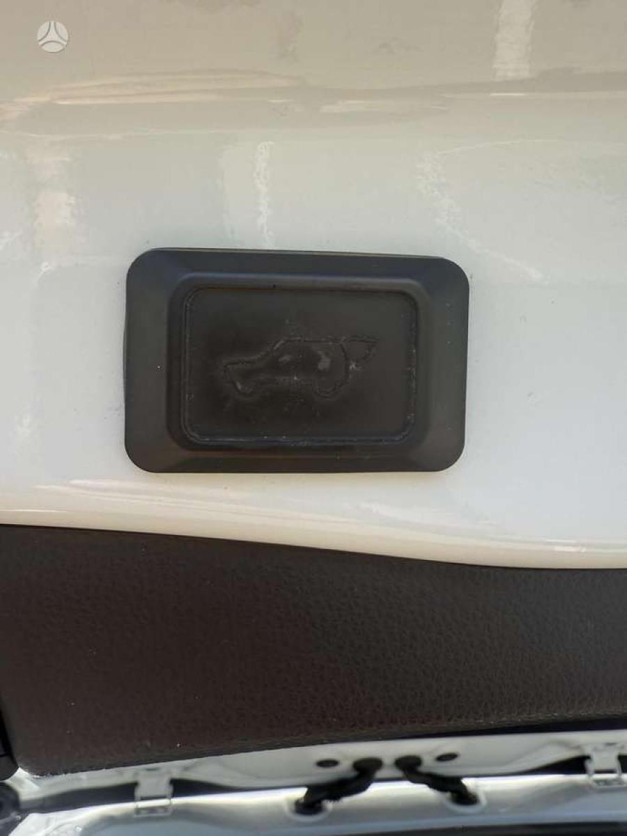 Balts Toyota RAV4 2023 Viļņa, ar dzinēja tilpumu 2.49 L un nobraukumu 171 tūkst. km par 33100 €, foto 12 vietnē AUTOMOTO.COM.LV