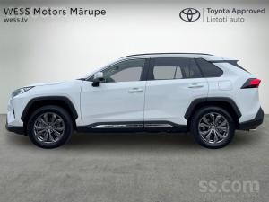 Balts Toyota RAV4 2023 Rīga, ar dzinēja tilpumu 2.50 L un nobraukumu 45 tūkst. km par 36990 €, foto 4 vietnē AUTOMOTO.COM.LV