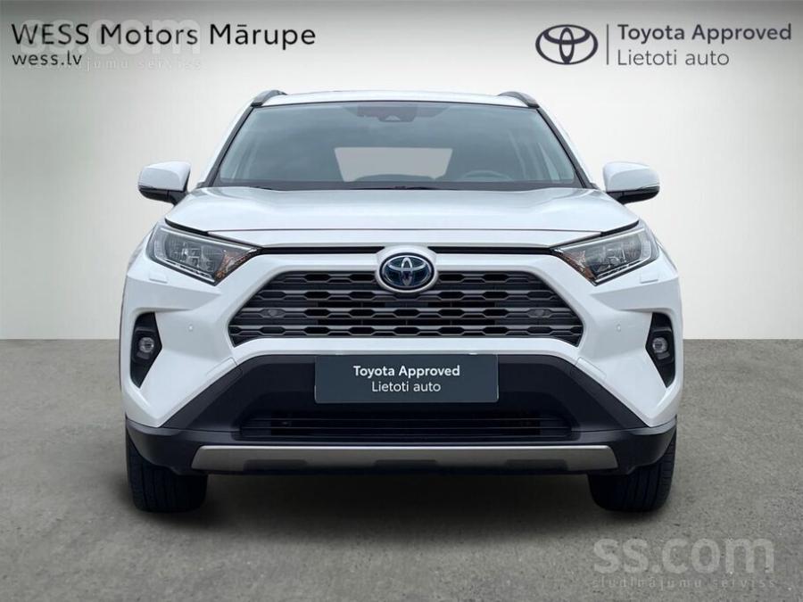 Balts Toyota RAV4 2023 Rīga, ar dzinēja tilpumu 2.50 L un nobraukumu 45 tūkst. km par 36990 €, foto 6 vietnē AUTOMOTO.COM.LV