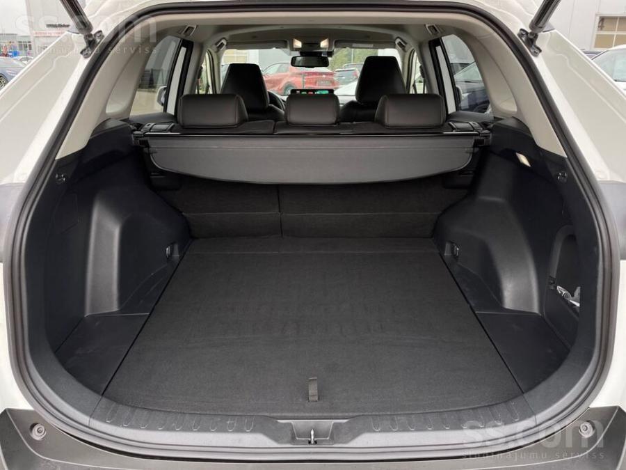 Balts Toyota RAV4 2023 Rīga, ar dzinēja tilpumu 2.50 L un nobraukumu 45 tūkst. km par 36990 €, foto 11 vietnē AUTOMOTO.COM.LV