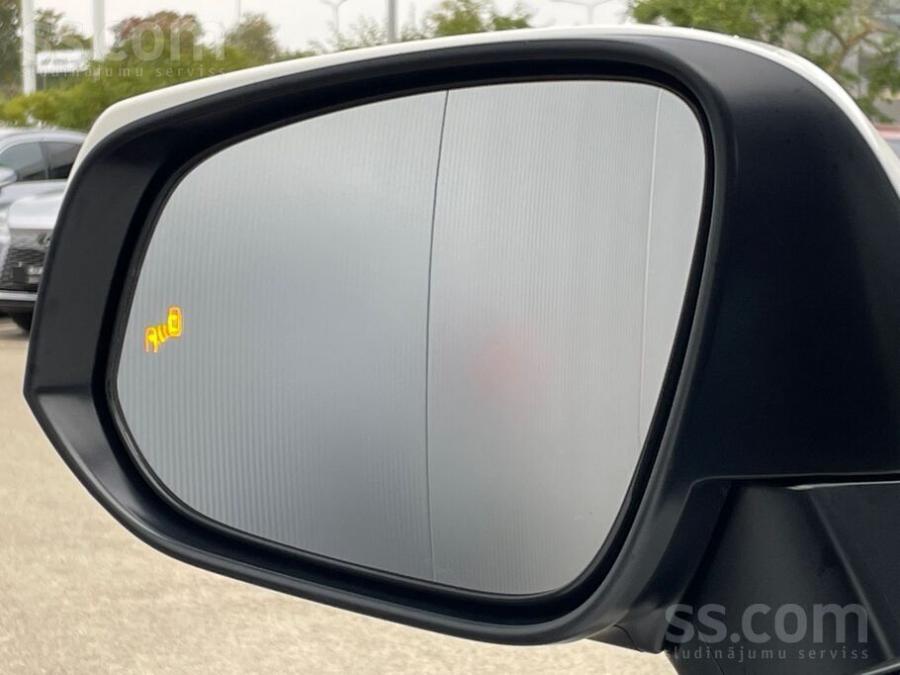 Balts Toyota RAV4 2023 Rīga, ar dzinēja tilpumu 2.50 L un nobraukumu 45 tūkst. km par 36990 €, foto 34 vietnē AUTOMOTO.COM.LV