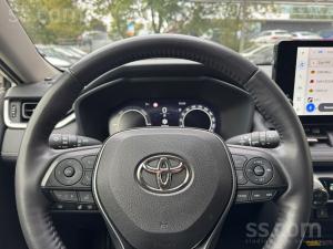 Balts Toyota RAV4 2023 Rīga, ar dzinēja tilpumu 2.50 L un nobraukumu 52 tūkst. km par 29850 €, foto 10 vietnē AUTOMOTO.COM.LV