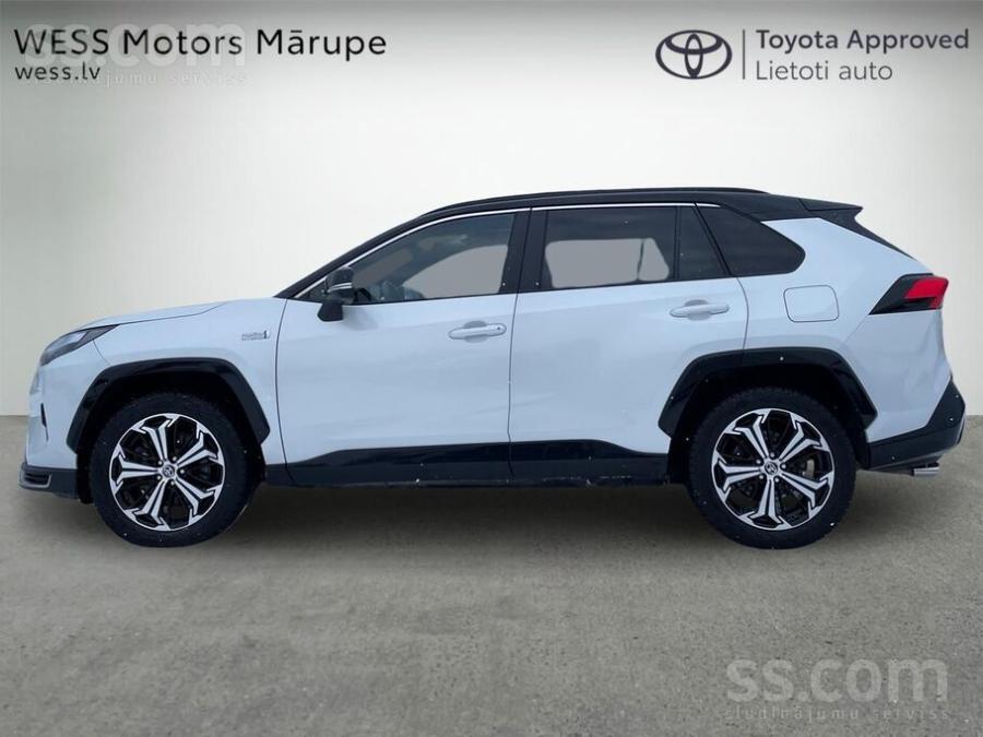 Balts Toyota RAV4 2024 Rīga, ar dzinēja tilpumu 2.50 L un nobraukumu 110 tūkst. km par 45990 €, foto 3 vietnē AUTOMOTO.COM.LV