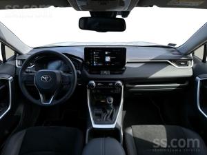 Balts Toyota RAV4 2024 Rīga, ar dzinēja tilpumu 2.50 L un nobraukumu 11 tūkst. km par 37990 €, foto 9 vietnē AUTOMOTO.COM.LV