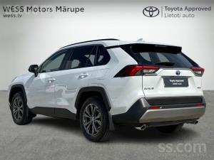 Balts Toyota RAV4 2024 Rīga, ar dzinēja tilpumu 2.50 L un nobraukumu 11 tūkst. km par 37990 €, foto 18 vietnē AUTOMOTO.COM.LV