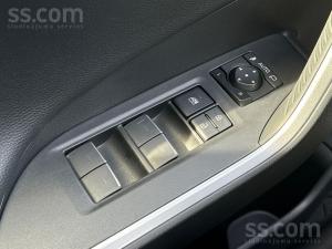 Balts Toyota RAV4 2024 Rīga, ar dzinēja tilpumu 2.50 L un nobraukumu 11 tūkst. km par 37990 €, foto 26 vietnē AUTOMOTO.COM.LV
