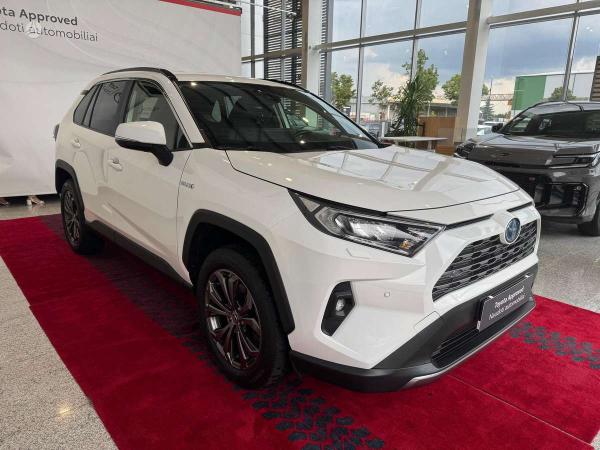 Balts Toyota RAV4 2024 Šauļi, ar dzinēja tilpumu 2.49 L un nobraukumu 103 tūkst. km par 32900 €, foto 2 vietnē AUTOMOTO.COM.LV
