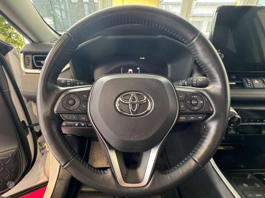 Balts Toyota RAV4 2024 Šauļi, ar dzinēja tilpumu 2.49 L un nobraukumu 103 tūkst. km par 32900 €, foto 16 vietnē AUTOMOTO.COM.LV