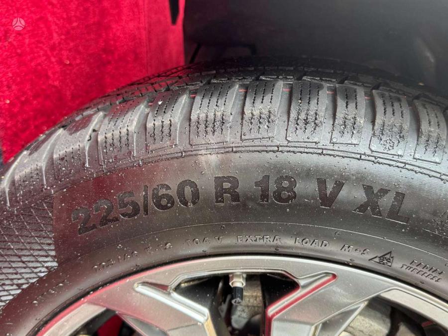 Balts Toyota RAV4 2024 Šauļi, ar dzinēja tilpumu 2.49 L un nobraukumu 103 tūkst. km par 32900 €, foto 28 vietnē AUTOMOTO.COM.LV