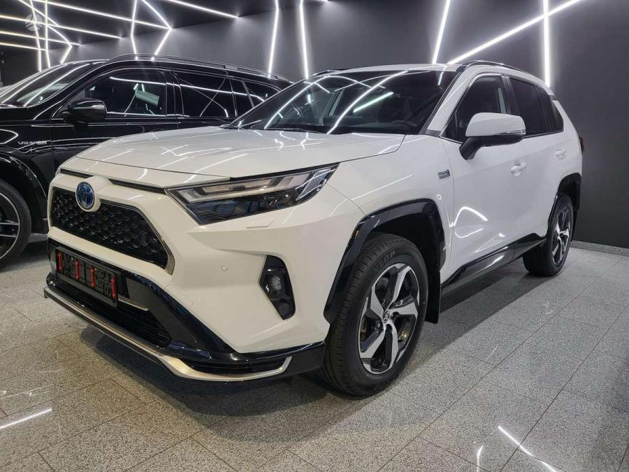 Balts Toyota RAV4 2024 Šauļi, ar dzinēja tilpumu 2.49 L un nobraukumu 15 tūkst. km par 42950 €, foto 4 vietnē AUTOMOTO.COM.LV