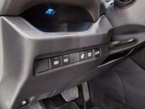 Balts Toyota RAV4 2024 Šauļi, ar dzinēja tilpumu 2.49 L un nobraukumu 15 tūkst. km par 42950 €, foto 9 vietnē AUTOMOTO.COM.LV