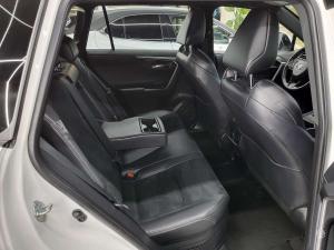 Balts Toyota RAV4 2024 Šauļi, ar dzinēja tilpumu 2.49 L un nobraukumu 15 tūkst. km par 42950 €, foto 13 vietnē AUTOMOTO.COM.LV