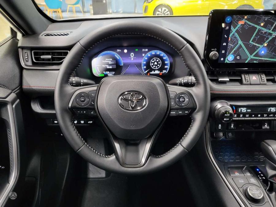 Balts Toyota RAV4 2024 Šauļi, ar dzinēja tilpumu 2.49 L un nobraukumu 15 tūkst. km par 42950 €, foto 18 vietnē AUTOMOTO.COM.LV