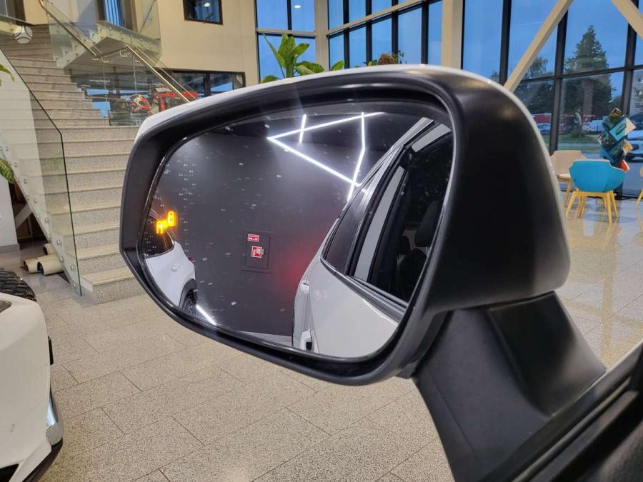 Balts Toyota RAV4 2024 Šauļi, ar dzinēja tilpumu 2.49 L un nobraukumu 15 tūkst. km par 42950 €, foto 28 vietnē AUTOMOTO.COM.LV