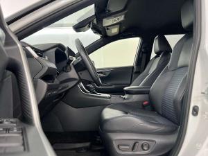 Balts Toyota RAV4 2024 Viļņa, ar dzinēja tilpumu 2.49 L un nobraukumu 76 tūkst. km par 40900 €, foto 12 vietnē AUTOMOTO.COM.LV